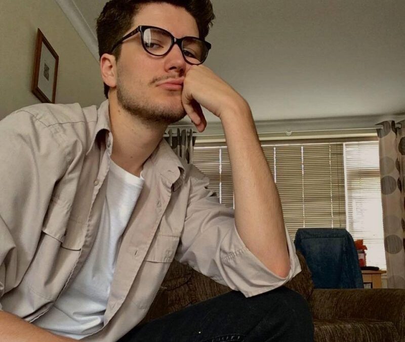 Joe Bennett - Here Comes Everyone